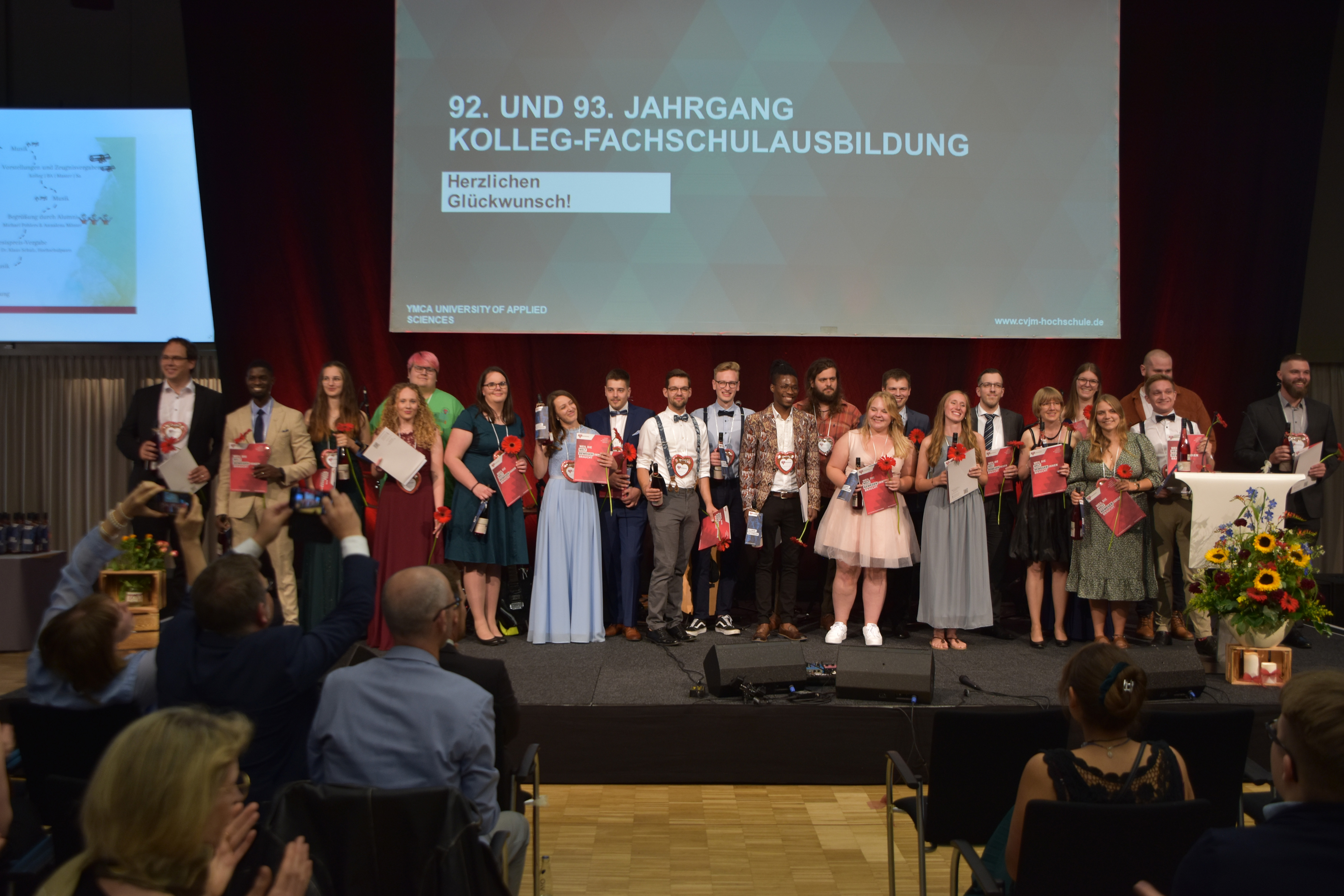 Kompetenz für die Arbeit in CVJM, Kirche, Diakonie und Gesellschaft ...