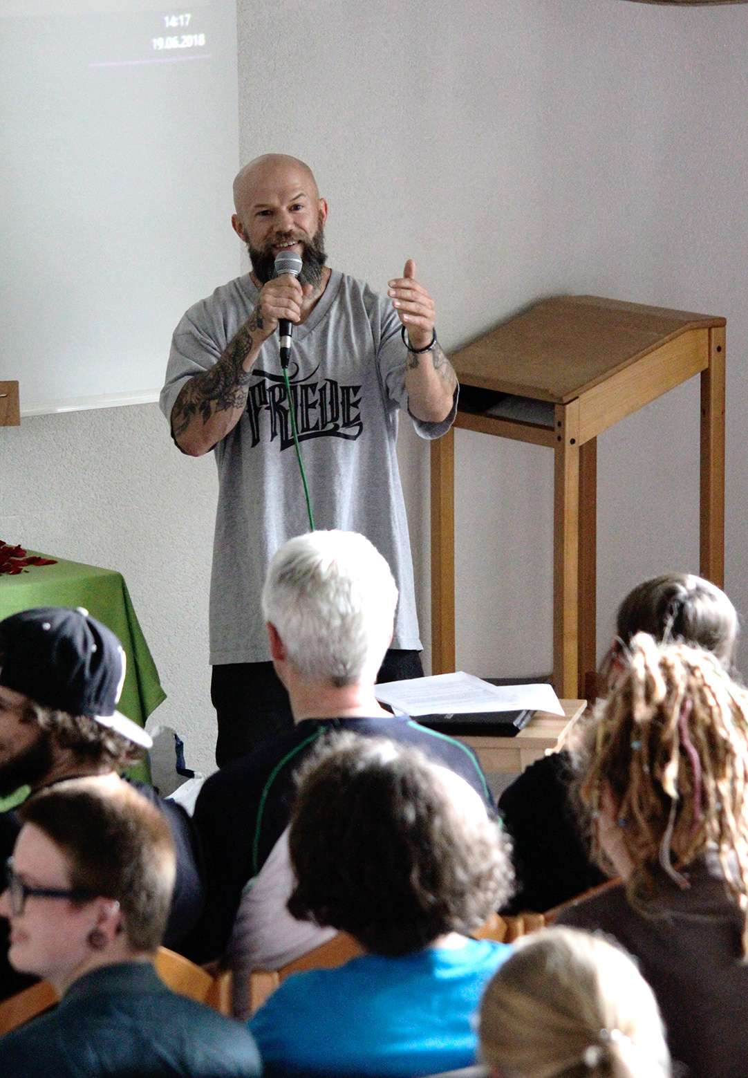 Sumo-Ringen und Bankdrücken für die CVJM-Hochschule – CVJM-Hochschule